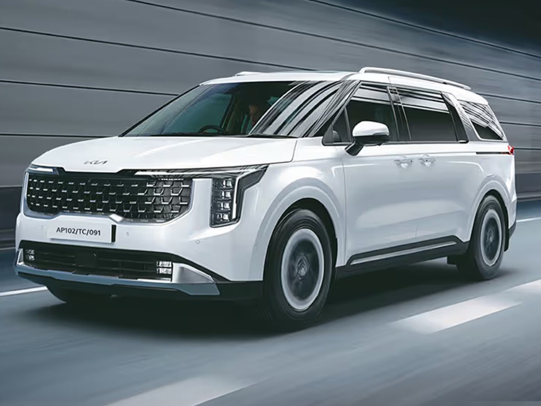New Kia Carnival Bookings Cross 3,000 Mark